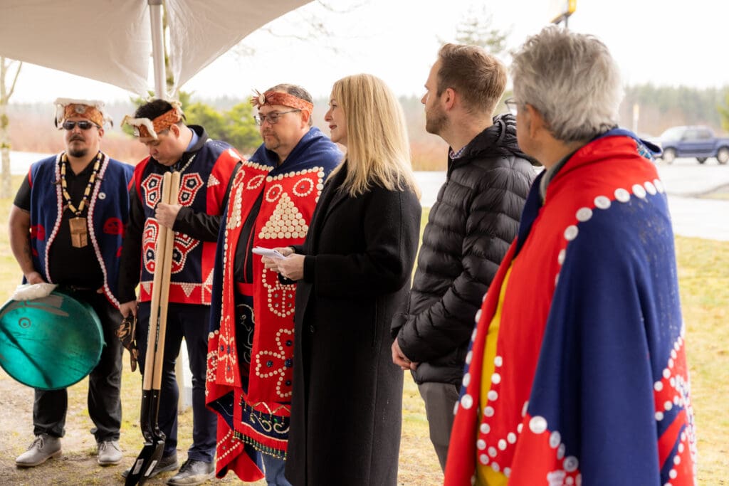 Starbucks Canada & We Wai Kai Nation Celebrate First Indigenous ...