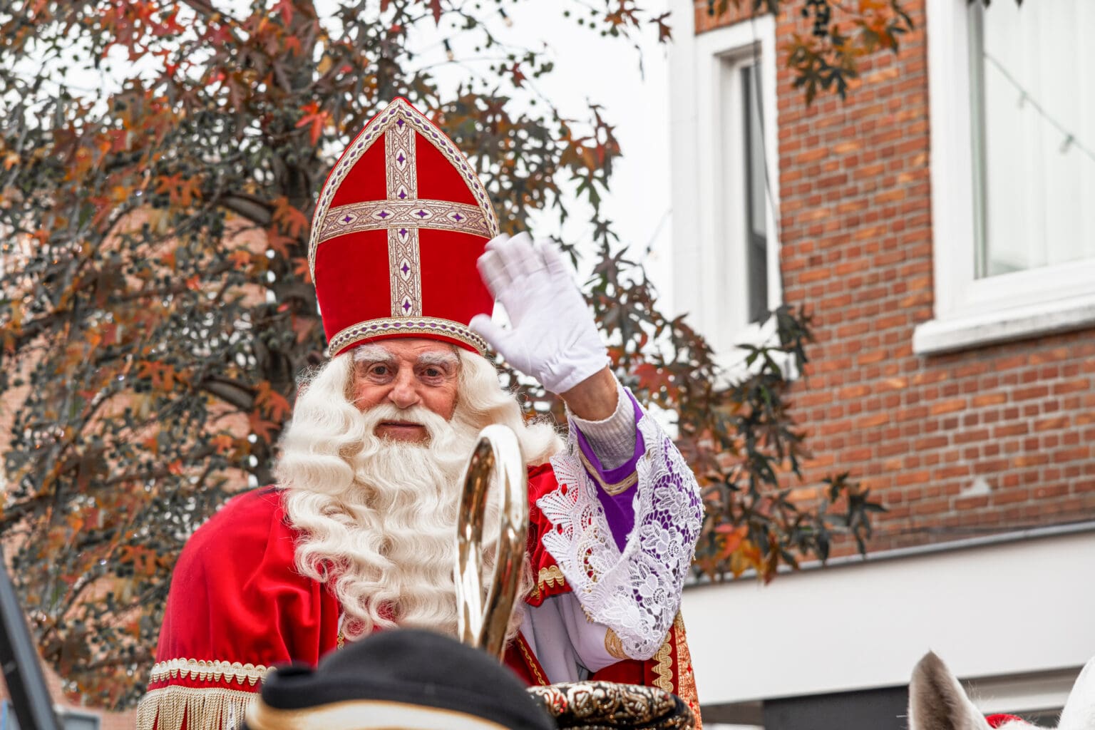 10 Different Santa Figures From Around The World - VITA Daily