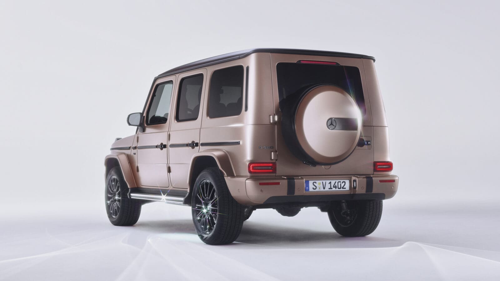 Mercedes-Benz Has Released A Diamond-Edition Car For Valentine's Day ...