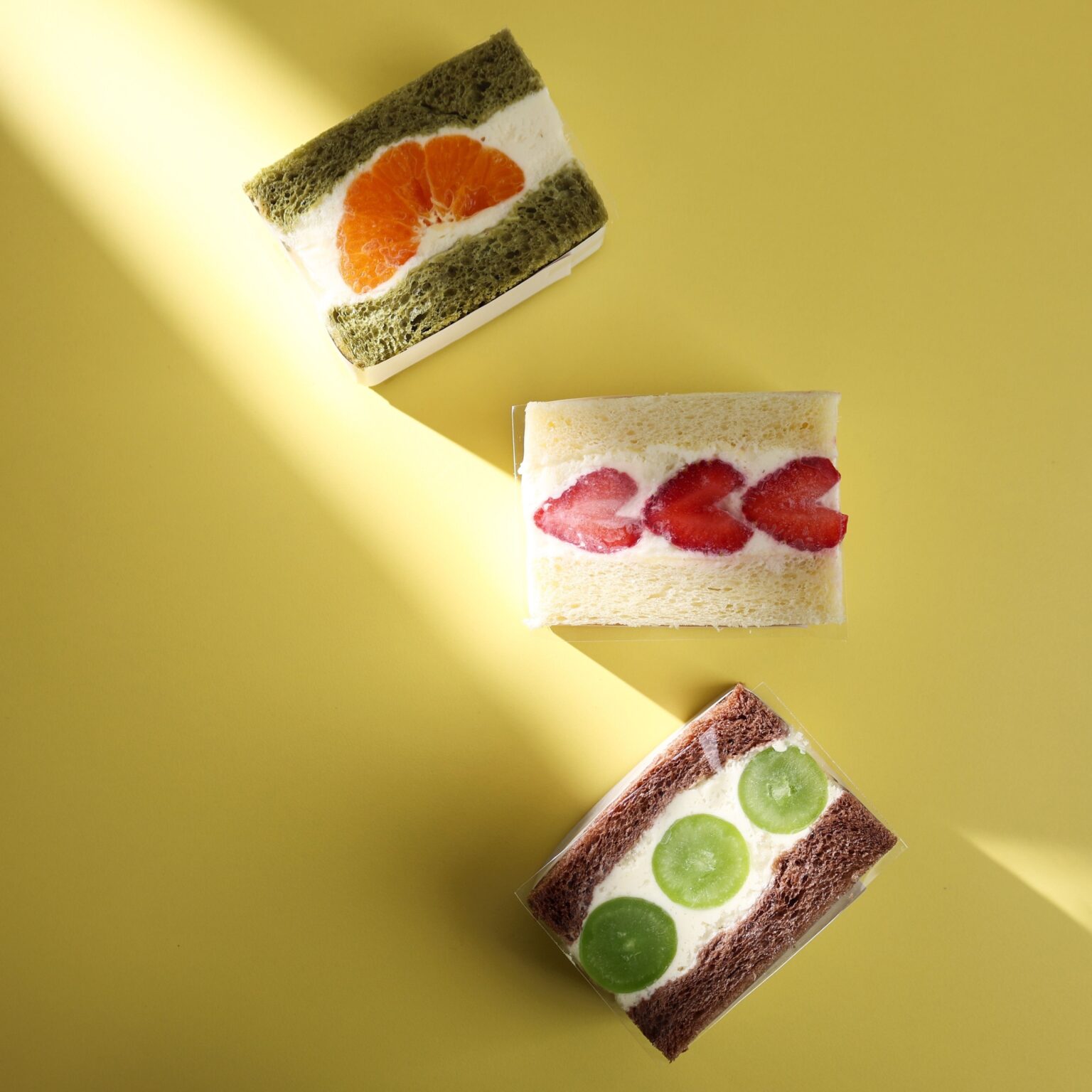 How To Make A Japanese Fruit Sando @ Home - VITA Daily