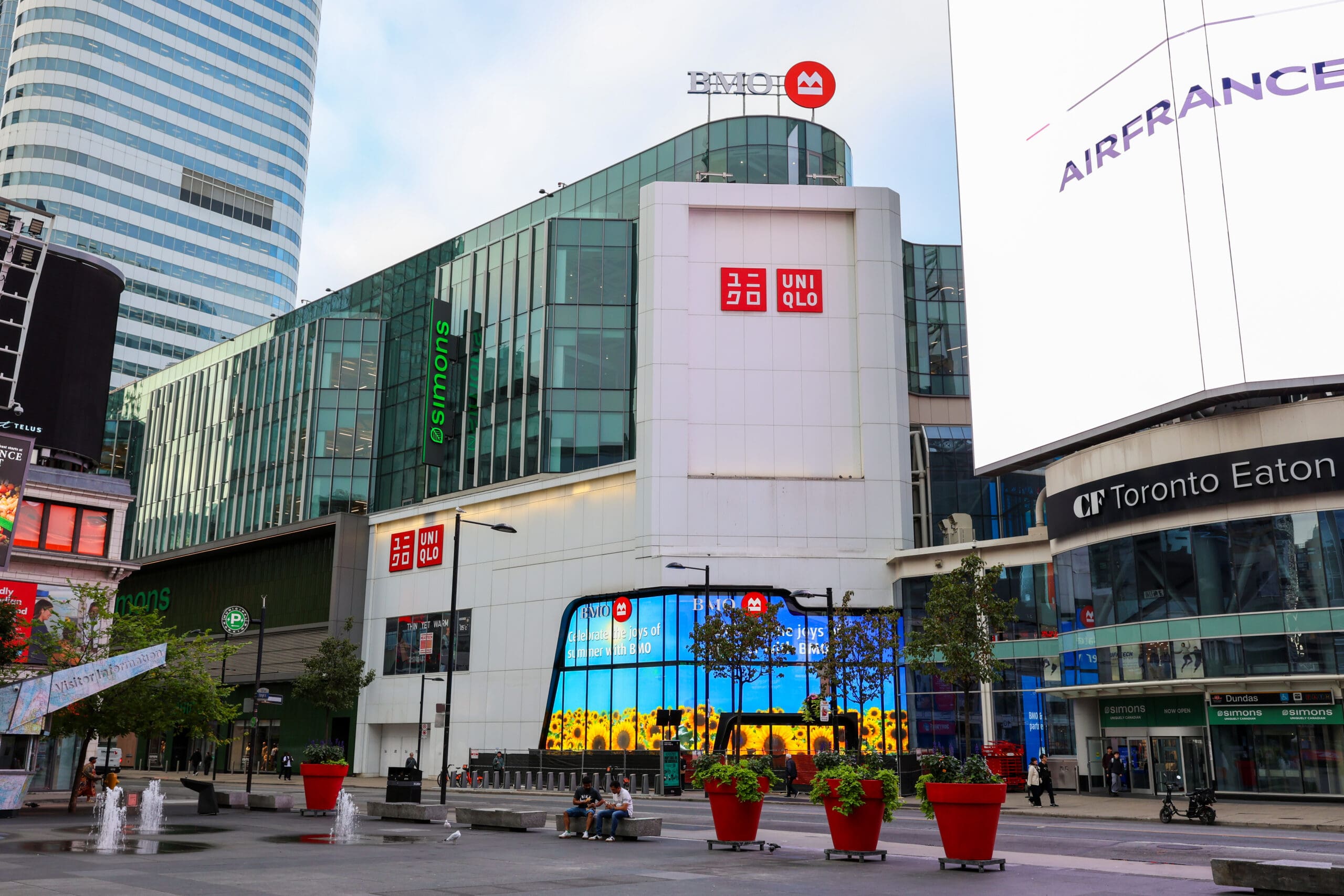 UNIQLO’s Eaton Centre Flagship Gets A Glow-Up - VITA Daily