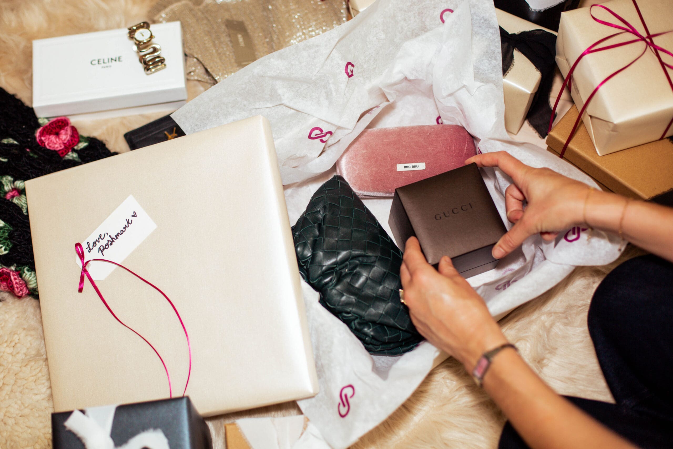 The Poshmark Holiday Gift Guide Your Wallet Will Love - VITA Daily