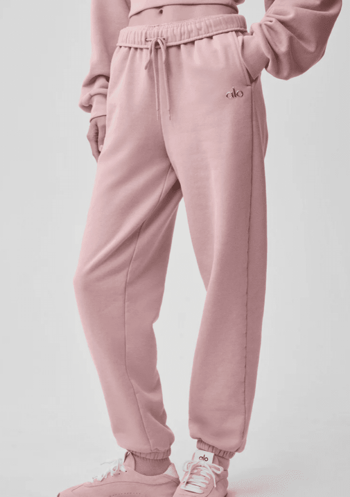 6 Top NYC Streetwear Trends OTM + How To Recreate Them In Your Town ...