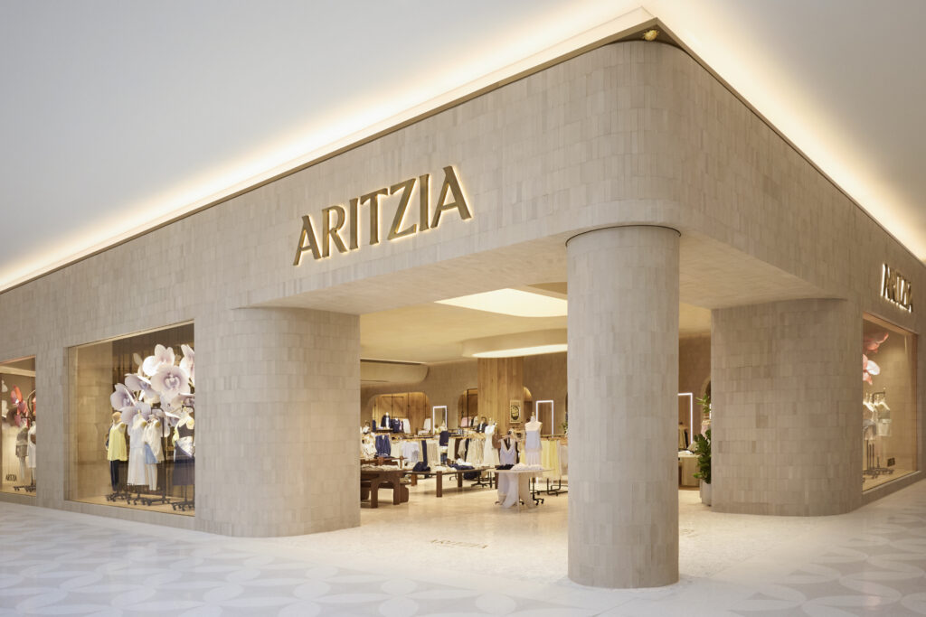 Aritzia Returns Home With The Reopening of Its Historic Oakridge ...