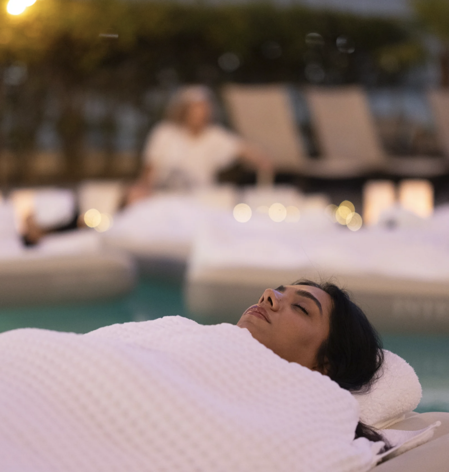 Meet Vancouver's First Luxury Hotel Sound Bath On Water - VITA Daily